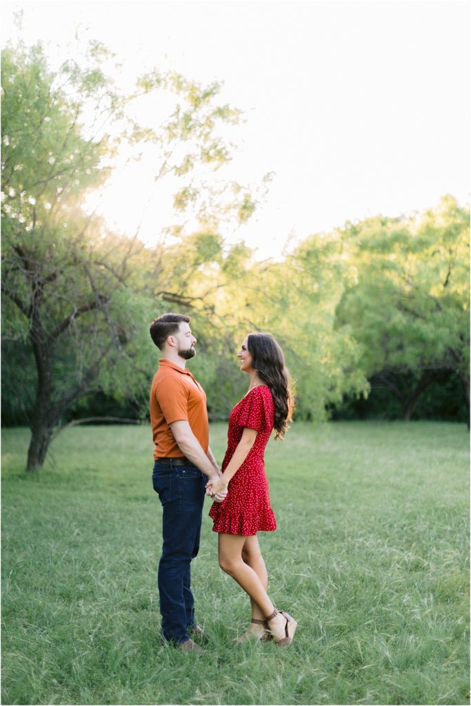Casey and Roddy’s Engagement Session | nateandgrace.com